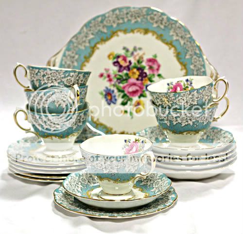 Royal Albert Tea-set. | Tea pots vintage, China tea sets, Tea sets vintage